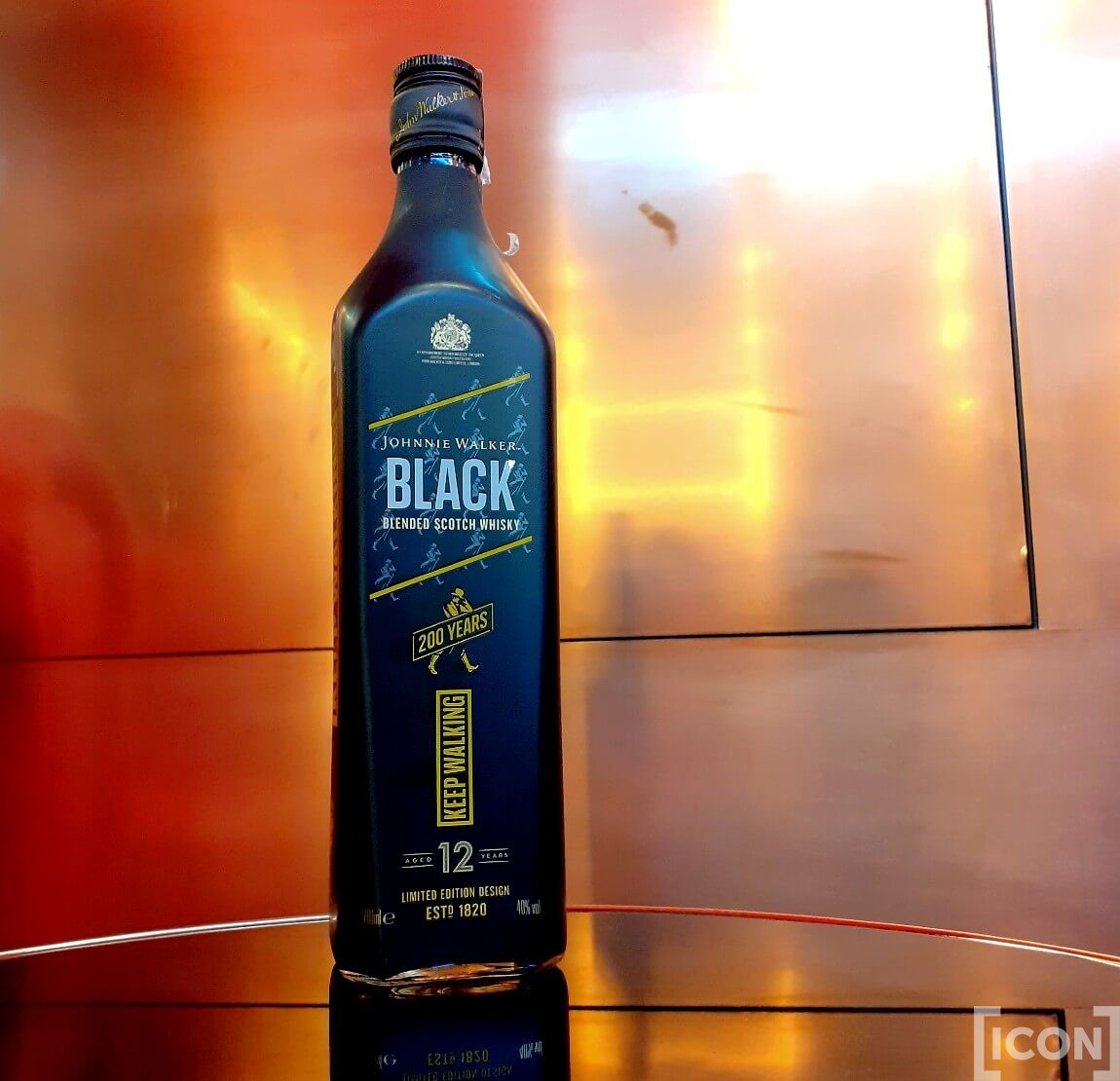 JOHNNIE WALKER BLACK ICON LIMITED EDITION WHISKY 0,7L iconselection.pl