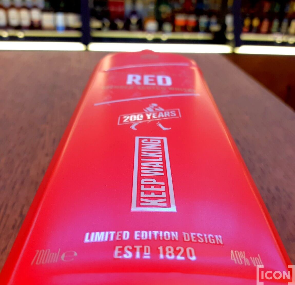 JOHNNIE WALKER RED ICON LIMITED EDITION WHISKY 0,7L iconselection.pl